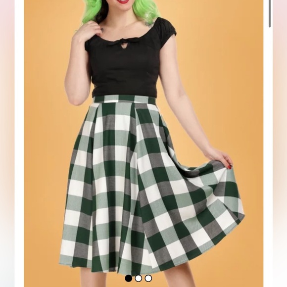 Collectif | Skirts | New Collectif Vintage Matilde Meadow Green Check ...